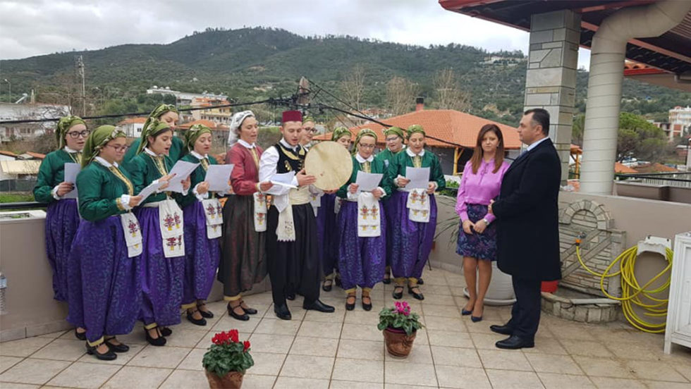 Παραδοσιακά Κάλαντα Πρωτοχρονιάς - www.afisia.gr